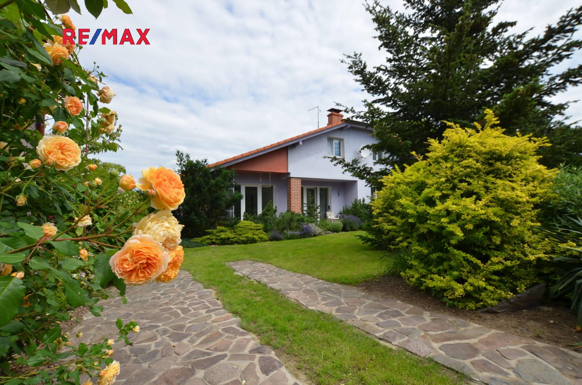 Prodej rodinného domu 6kk, 280 m², Holubice, Praha-Západ/Prodáno ... Prodej rodinného domu 6kk, 280 m², Holubice, Praha-Západ/Prodáno ...